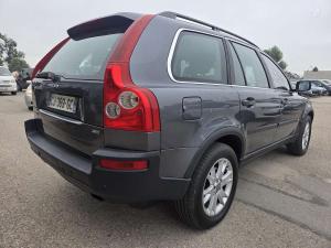 Pelēks Volvo XC90 2005 Marijampole, ar dzinēja tilpumu 2.40 L un nobraukumu 296 tūkst. km par 4199 €, foto 6 vietnē AUTOMOTO.COM.LV