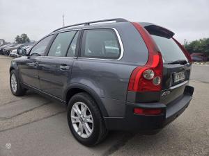 Pelēks Volvo XC90 2005 Marijampole, ar dzinēja tilpumu 2.40 L un nobraukumu 296 tūkst. km par 4199 €, foto 8 vietnē AUTOMOTO.COM.LV