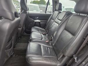 Pelēks Volvo XC90 2005 Marijampole, ar dzinēja tilpumu 2.40 L un nobraukumu 296 tūkst. km par 4199 €, foto 12 vietnē AUTOMOTO.COM.LV