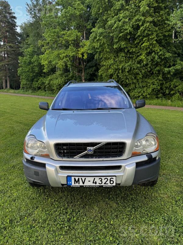 Pelēks Volvo XC90 2005 Liepāja, ar dzinēja tilpumu 2.40 L un nobraukumu 495 tūkst. km par 2600 €, foto 7 vietnē AUTOMOTO.COM.LV
