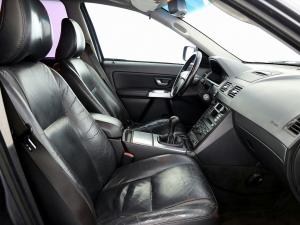 Pelēks Volvo XC90 2005 Tallina, ar dzinēja tilpumu 2.40 L un nobraukumu 323 tūkst. km par 1899 €, foto 15 vietnē AUTOMOTO.COM.LV