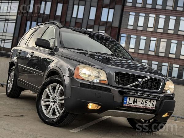 Grey Volvo XC90 2005 in Riga, with an engine capacity of 2.40 L and mileage of 374 thousand km for 2750 €, photo 8 on AUTOMOTO.COM.LV