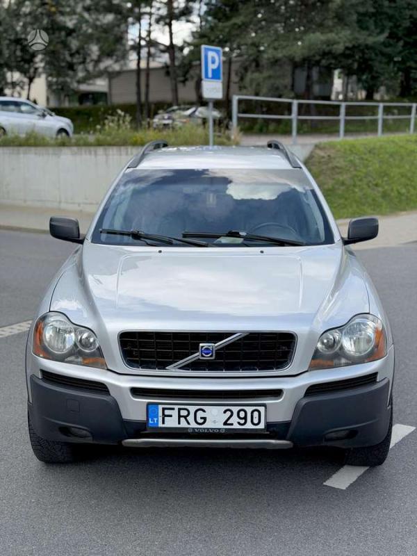 Pelēks Volvo XC90 2005 Viļņa, ar dzinēja tilpumu 2.40 L un nobraukumu 290 tūkst. km par 3000 €, foto 3 vietnē AUTOMOTO.COM.LV