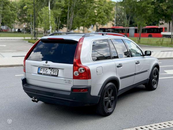 Pelēks Volvo XC90 2005 Viļņa, ar dzinēja tilpumu 2.40 L un nobraukumu 290 tūkst. km par 3000 €, foto 6 vietnē AUTOMOTO.COM.LV