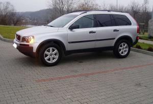 Grey Volvo XC90 2005 in Vilnius, with an engine capacity of 2.40 L and mileage of 300 thousand km for 1800 €, photo 5 on AUTOMOTO.COM.LV