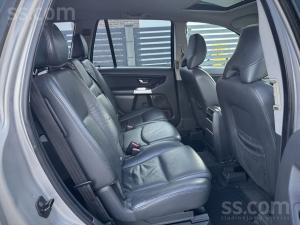 Grey Volvo XC90 2005 in Jelgava, with an engine capacity of 2.40 L and mileage of 377 thousand km for 3800 €, photo 12 on AUTOMOTO.COM.LV