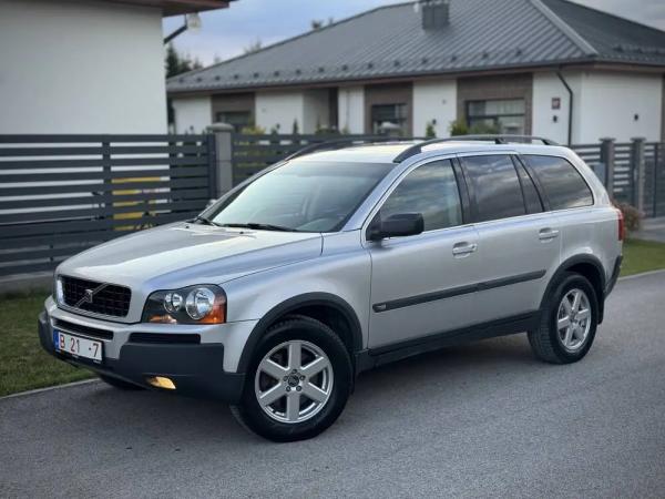 Pelēks Volvo XC90 2005 Jelgava, ar dzinēja tilpumu 2.40 L un nobraukumu 377 tūkst. km par 3800 €, foto 1 vietnē AUTOMOTO.COM.LV