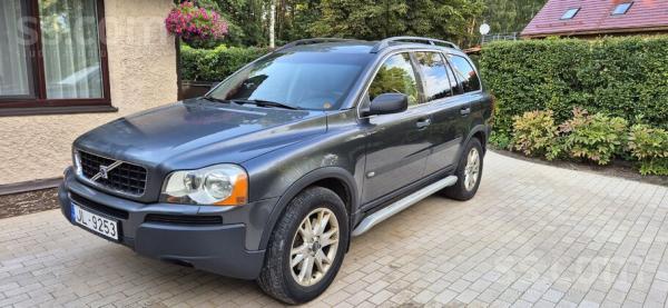 Grey Volvo XC90 2005 in Riga, with an engine capacity of 2.40 L and mileage of 394 thousand km for 4200 €, photo 2 on AUTOMOTO.COM.LV