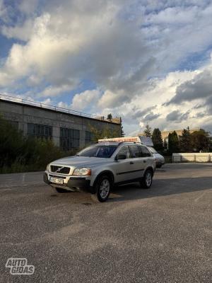 Pelēks Volvo XC90 2005 Viļņa, ar dzinēja tilpumu 2.40 L un nobraukumu 480 tūkst. km par 3500 €, foto  vietnē AUTOMOTO.COM.LV