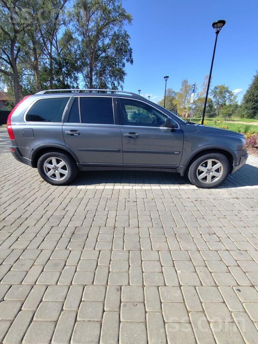 Pelēks Volvo XC90 2005 Rēzekne, ar dzinēja tilpumu 2.40 L un nobraukumu 367 tūkst. km par 4250 €, foto 4 vietnē AUTOMOTO.COM.LV