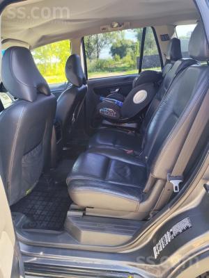 Pelēks Volvo XC90 2005 Rēzekne, ar dzinēja tilpumu 2.40 L un nobraukumu 367 tūkst. km par 4250 €, foto 9 vietnē AUTOMOTO.COM.LV