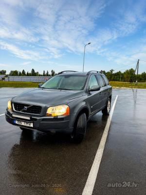 Grey Volvo XC90 2005 in Tallinn, with an engine capacity of 2.40 L and mileage of 400 thousand km for 3499 €, photo 1 on AUTOMOTO.COM.LV