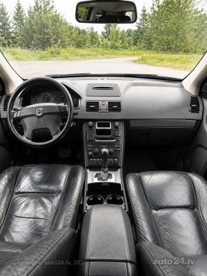 Pelēks Volvo XC90 2005 Tallina, ar dzinēja tilpumu 2.40 L un nobraukumu 400 tūkst. km par 3499 €, foto 12 vietnē AUTOMOTO.COM.LV