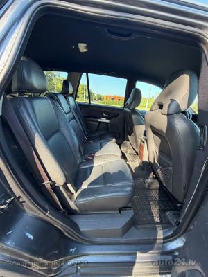 Pelēks Volvo XC90 2005 Tallina, ar dzinēja tilpumu 2.40 L un nobraukumu 462 tūkst. km par 2999 €, foto 15 vietnē AUTOMOTO.COM.LV