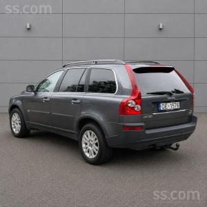 Grey Volvo XC90 2005 in Riga, with an engine capacity of 2.40 L and mileage of 361 thousand km for 5500 €, photo 5 on AUTOMOTO.COM.LV