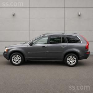 Grey Volvo XC90 2005 in Riga, with an engine capacity of 2.40 L and mileage of 361 thousand km for 5500 €, photo 8 on AUTOMOTO.COM.LV