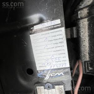 Grey Volvo XC90 2005 in Riga, with an engine capacity of 2.40 L and mileage of 361 thousand km for 5500 €, photo 22 on AUTOMOTO.COM.LV