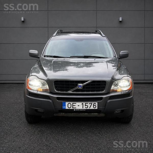 Pelēks Volvo XC90 2005 Rīga, ar dzinēja tilpumu 2.40 L un nobraukumu 361 tūkst. km par 5500 €, foto 3 vietnē AUTOMOTO.COM.LV