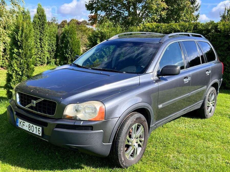 Grey Volvo XC90 2005 in Bauska, with an engine capacity of 2.40 L and mileage of 482 thousand km for 1950 €, photo 4 on AUTOMOTO.COM.LV