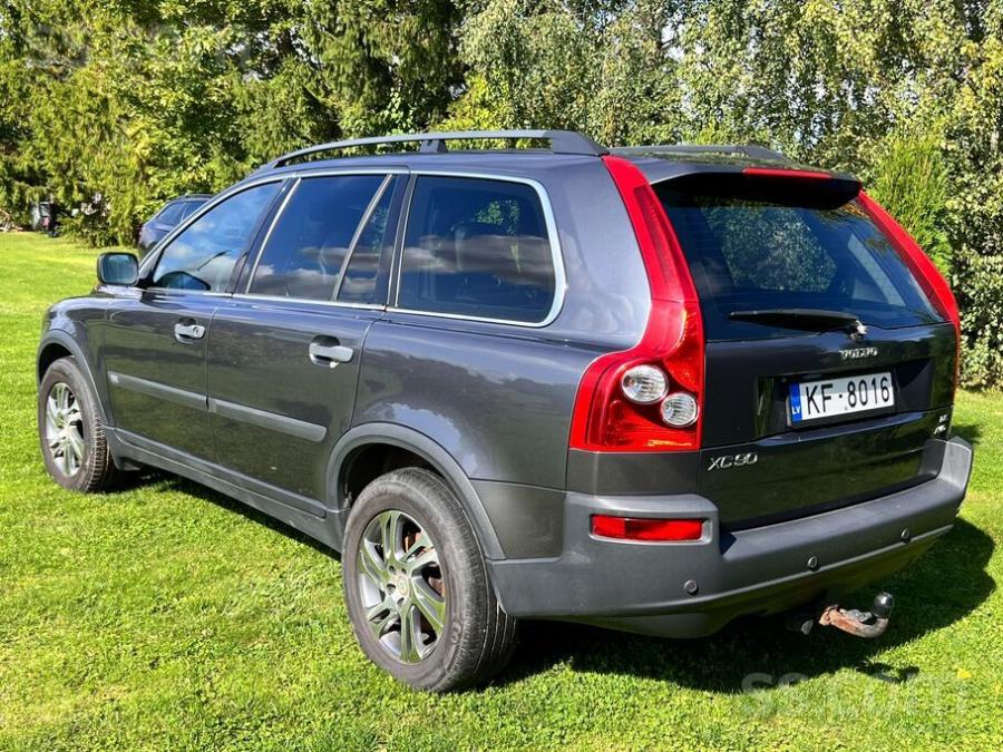 Grey Volvo XC90 2005 in Bauska, with an engine capacity of 2.40 L and mileage of 482 thousand km for 1950 €, photo 5 on AUTOMOTO.COM.LV