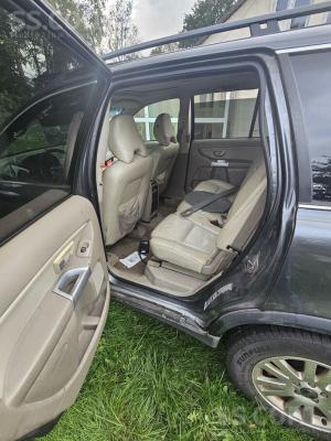 Серый Вольво ХС90 2005 в Рига, объемом двигателя 2.40 л и пробегом 444 тыс. км за 1900 €, фото 6 на AUTOMOTO.COM.LV