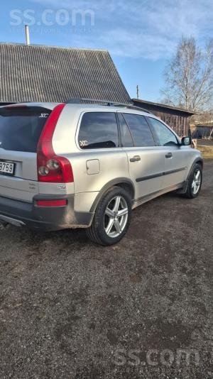 Grey Volvo XC90 2005 in Riga, with an engine capacity of 2.40 L and mileage of 379 thousand km for 3600 €, photo 3 on AUTOMOTO.COM.LV