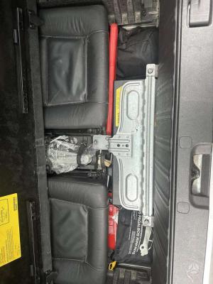 Grey Volvo XC90 2005 in Vilnius, with an engine capacity of 2.40 L and mileage of 279 thousand km for 4990 €, photo 17 on AUTOMOTO.COM.LV