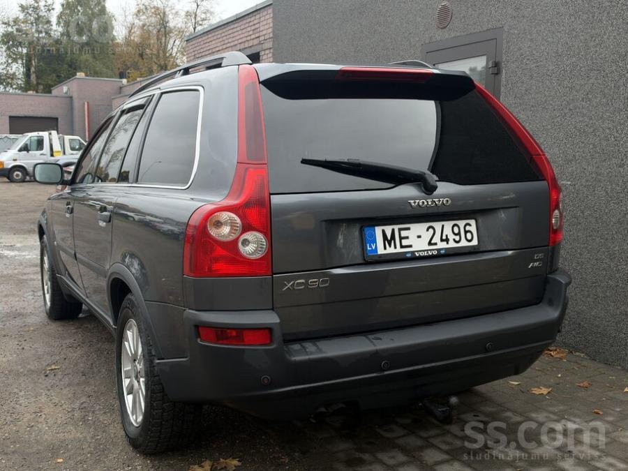 Pelēks Volvo XC90 2005 Rīga, ar dzinēja tilpumu 2.40 L un nobraukumu 410 tūkst. km par 3200 €, foto 5 vietnē AUTOMOTO.COM.LV