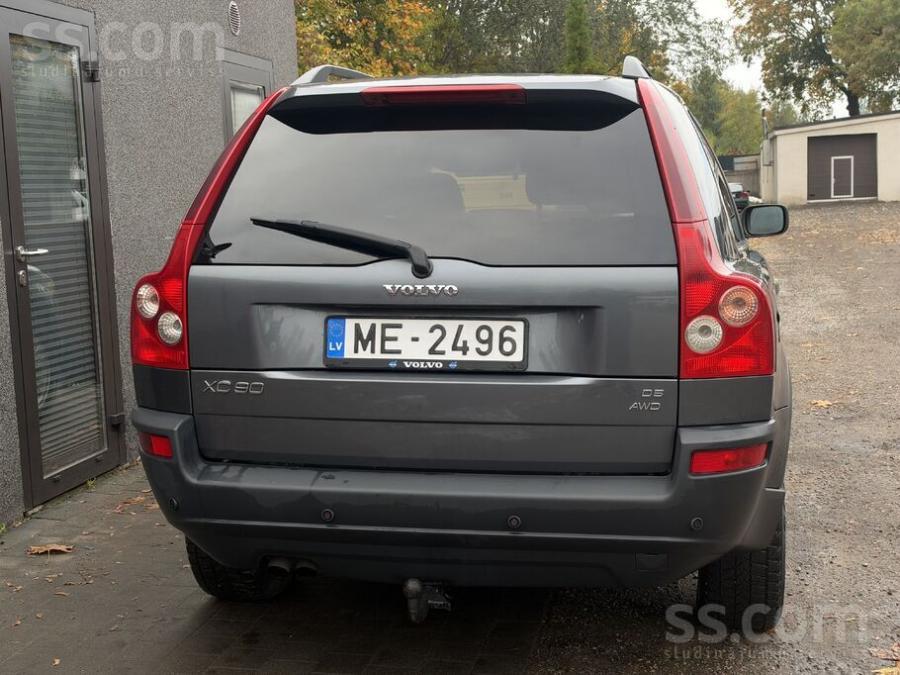 Pelēks Volvo XC90 2005 Rīga, ar dzinēja tilpumu 2.40 L un nobraukumu 410 tūkst. km par 3200 €, foto 6 vietnē AUTOMOTO.COM.LV