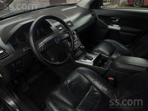 Pelēks Volvo XC90 2005 Rīga, ar dzinēja tilpumu 2.40 L un nobraukumu 410 tūkst. km par 3200 €, foto 10 vietnē AUTOMOTO.COM.LV