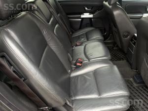 Pelēks Volvo XC90 2005 Rīga, ar dzinēja tilpumu 2.40 L un nobraukumu 410 tūkst. km par 3200 €, foto 16 vietnē AUTOMOTO.COM.LV