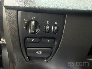 Pelēks Volvo XC90 2005 Rīga, ar dzinēja tilpumu 2.40 L un nobraukumu 410 tūkst. km par 3200 €, foto 26 vietnē AUTOMOTO.COM.LV