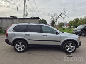 Pelēks Volvo XC90 2005 Rīga, ar dzinēja tilpumu 2.40 L un nobraukumu 374 tūkst. km par 4290 €, foto 6 vietnē AUTOMOTO.COM.LV