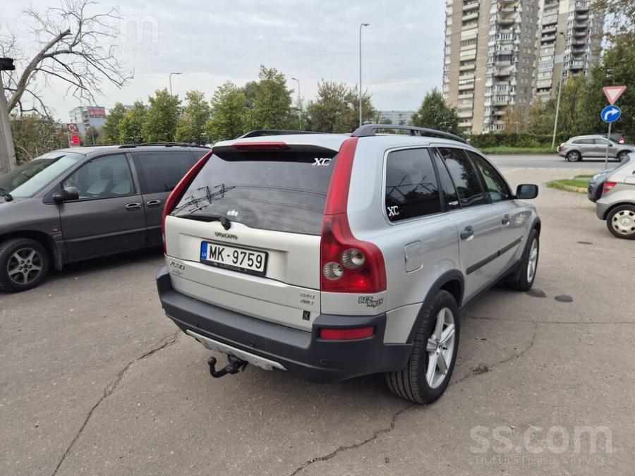 Pelēks Volvo XC90 2005 Rīga, ar dzinēja tilpumu 2.40 L un nobraukumu 374 tūkst. km par 4290 €, foto 7 vietnē AUTOMOTO.COM.LV
