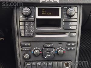 Pelēks Volvo XC90 2005 Rīga, ar dzinēja tilpumu 2.40 L un nobraukumu 374 tūkst. km par 4290 €, foto 16 vietnē AUTOMOTO.COM.LV