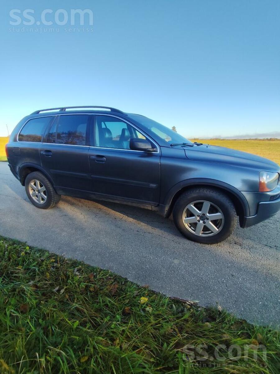 Pelēks Volvo XC90 2005 Rēzekne, ar dzinēja tilpumu 2.40 L un nobraukumu 370 tūkst. km par 3550 €, foto 9 vietnē AUTOMOTO.COM.LV