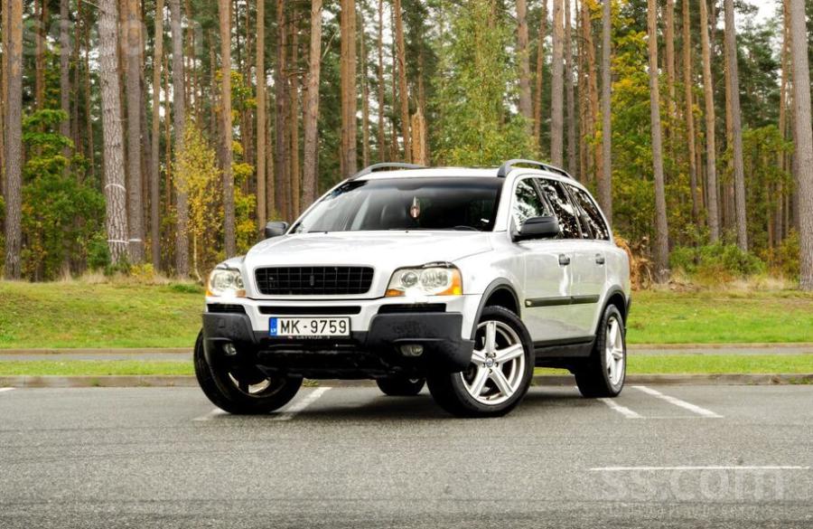 Pelēks Volvo XC90 2005 Rīga, ar dzinēja tilpumu 2.40 L un nobraukumu 374 tūkst. km par 4290 €, foto 1 vietnē AUTOMOTO.COM.LV