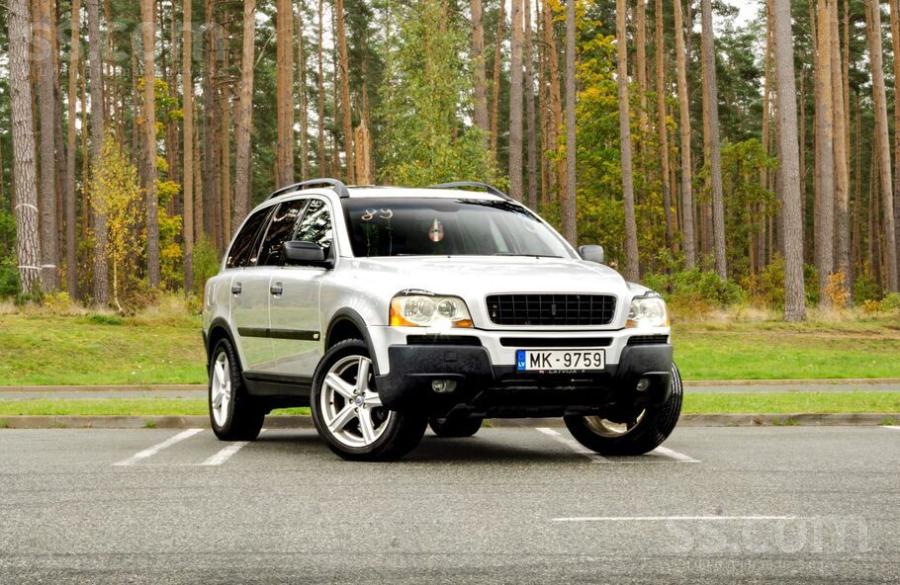 Pelēks Volvo XC90 2005 Rīga, ar dzinēja tilpumu 2.40 L un nobraukumu 374 tūkst. km par 4290 €, foto 3 vietnē AUTOMOTO.COM.LV
