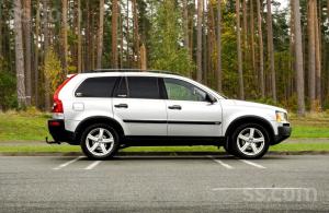 Pelēks Volvo XC90 2005 Rīga, ar dzinēja tilpumu 2.40 L un nobraukumu 374 tūkst. km par 4290 €, foto 10 vietnē AUTOMOTO.COM.LV