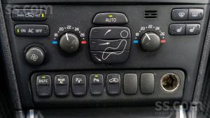 Pelēks Volvo XC90 2005 Rīga, ar dzinēja tilpumu 2.40 L un nobraukumu 374 tūkst. km par 4290 €, foto 16 vietnē AUTOMOTO.COM.LV