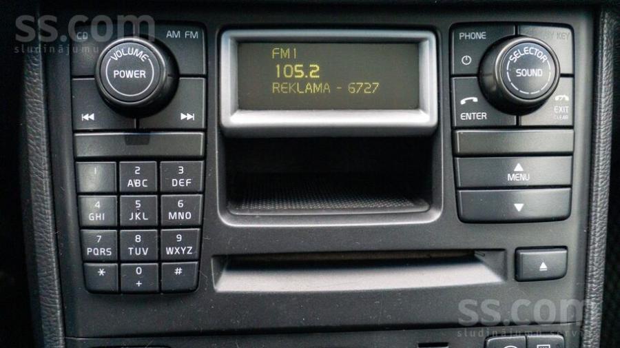 Pelēks Volvo XC90 2005 Rīga, ar dzinēja tilpumu 2.40 L un nobraukumu 374 tūkst. km par 4290 €, foto 17 vietnē AUTOMOTO.COM.LV