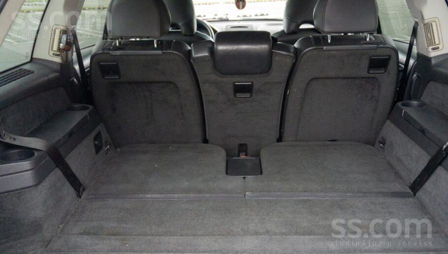 Pelēks Volvo XC90 2005 Rīga, ar dzinēja tilpumu 2.40 L un nobraukumu 374 tūkst. km par 4290 €, foto 27 vietnē AUTOMOTO.COM.LV