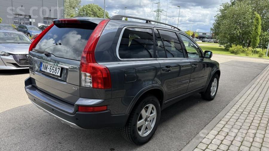 Pelēks Volvo XC90 2006 Rīga, ar dzinēja tilpumu 2.40 L un nobraukumu 270 tūkst. km par 5159 €, foto 4 vietnē AUTOMOTO.COM.LV