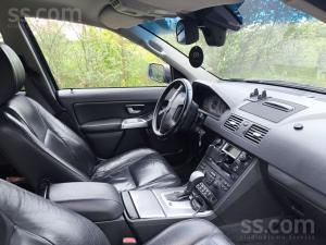 Pelēks Volvo XC90 2006 Rīga, ar dzinēja tilpumu 2.40 L un nobraukumu 317 tūkst. km par 3900 €, foto 6 vietnē AUTOMOTO.COM.LV
