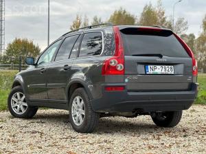 Grey Volvo XC90 2006 in Jelgava, with an engine capacity of 2.40 L and mileage of 0 thousand km for 5200 €, photo 6 on AUTOMOTO.COM.LV