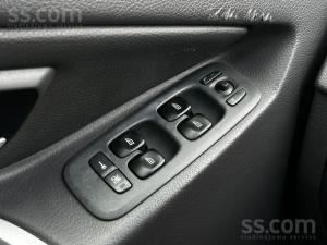 Grey Volvo XC90 2006 in Jelgava, with an engine capacity of 2.40 L and mileage of 0 thousand km for 5200 €, photo 17 on AUTOMOTO.COM.LV