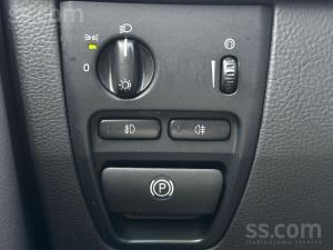 Grey Volvo XC90 2006 in Jelgava, with an engine capacity of 2.40 L and mileage of 0 thousand km for 5200 €, photo 18 on AUTOMOTO.COM.LV