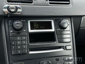 Grey Volvo XC90 2006 in Jelgava, with an engine capacity of 2.40 L and mileage of 0 thousand km for 5200 €, photo 19 on AUTOMOTO.COM.LV
