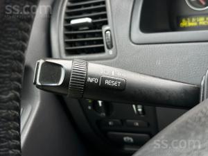 Grey Volvo XC90 2006 in Jelgava, with an engine capacity of 2.40 L and mileage of 0 thousand km for 5200 €, photo 24 on AUTOMOTO.COM.LV