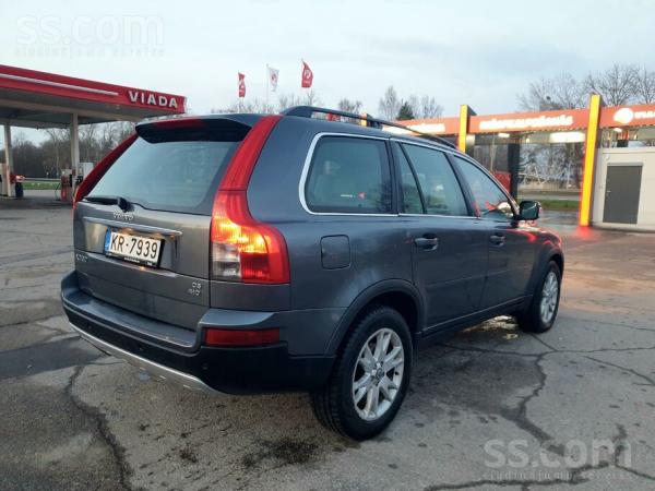 Grey Volvo XC90 2006 in Riga, with an engine capacity of 2.40 L and mileage of 361 thousand km for 3770 €, photo 3 on AUTOMOTO.COM.LV